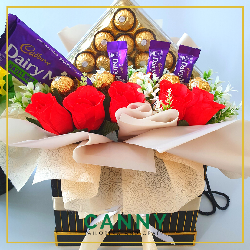 Super Size Large Ferrero Rocher Flower Box Set - FREE WISH CARD and ...