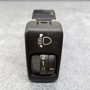 Toyota Head Lamp Levelling Switch Adjuster headlamp | Shopee Malaysia