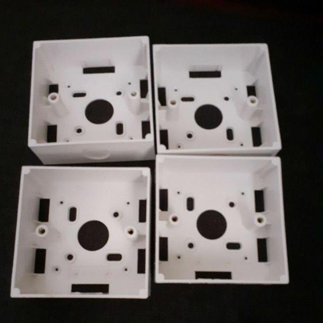 SWITCH SOCKET PVC BASE BOX(White) | Shopee Malaysia
