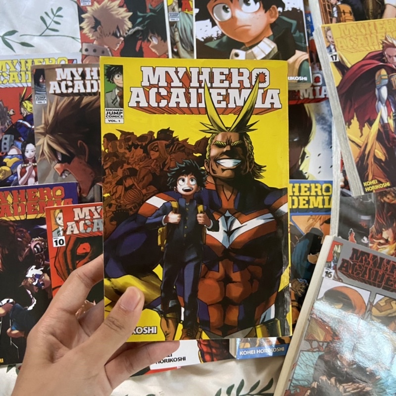 Preloved Comic: My Hero Academia ( 1-17) | Shopee Malaysia