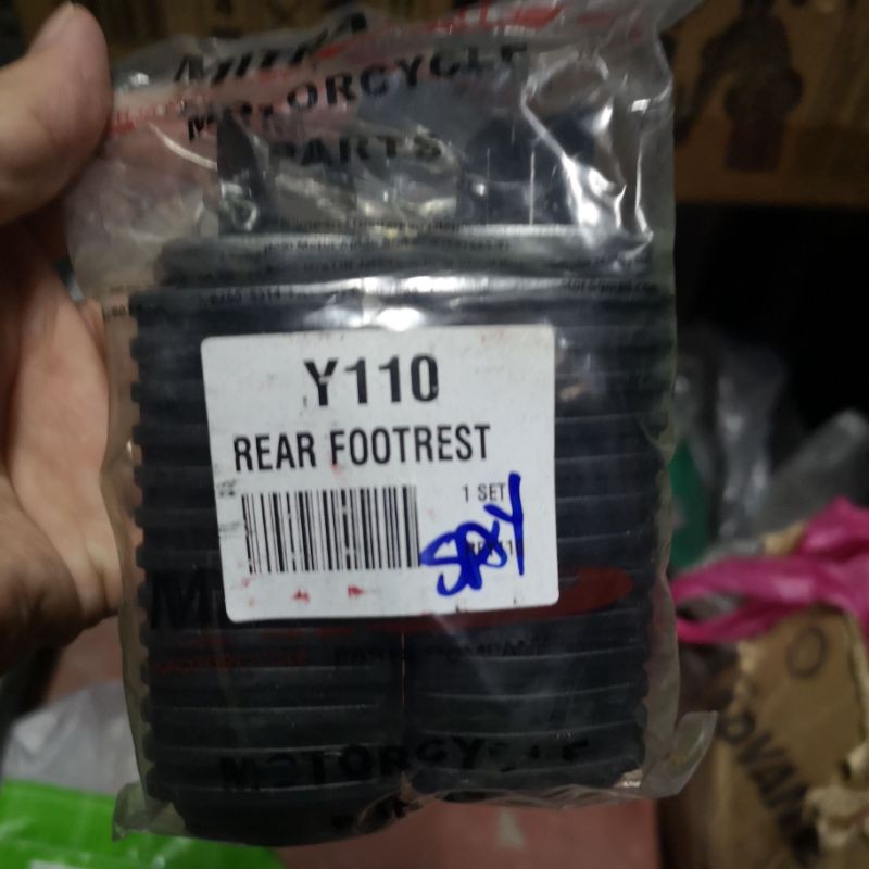 Yamaha Y110 Rear FootRest Set STD | Shopee Malaysia