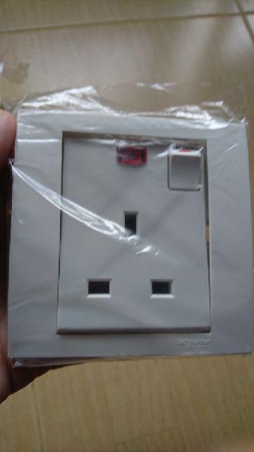 SCHNEIDER VIVACE KB15N 13A Switches Socket with Neon | Shopee Malaysia