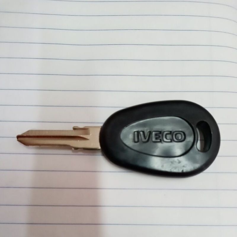 Iveco Key Blank Right side key blank big Head Handle Price per unit ...