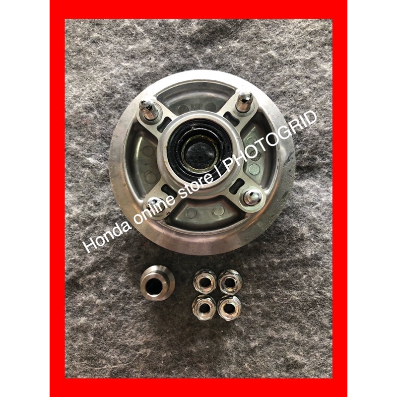 Hub sprocket/ flange sub assy Honda RS150 100% HONDA original | Shopee ...