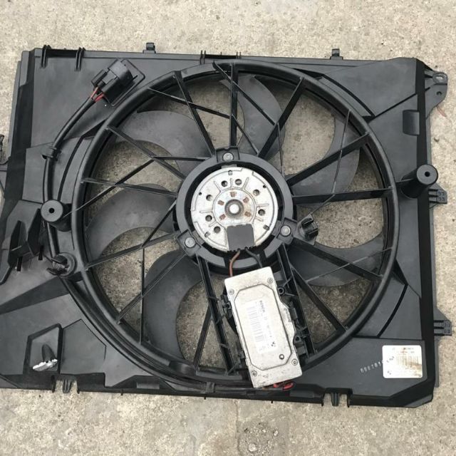 BMW E90 radiator fan original | Shopee Malaysia