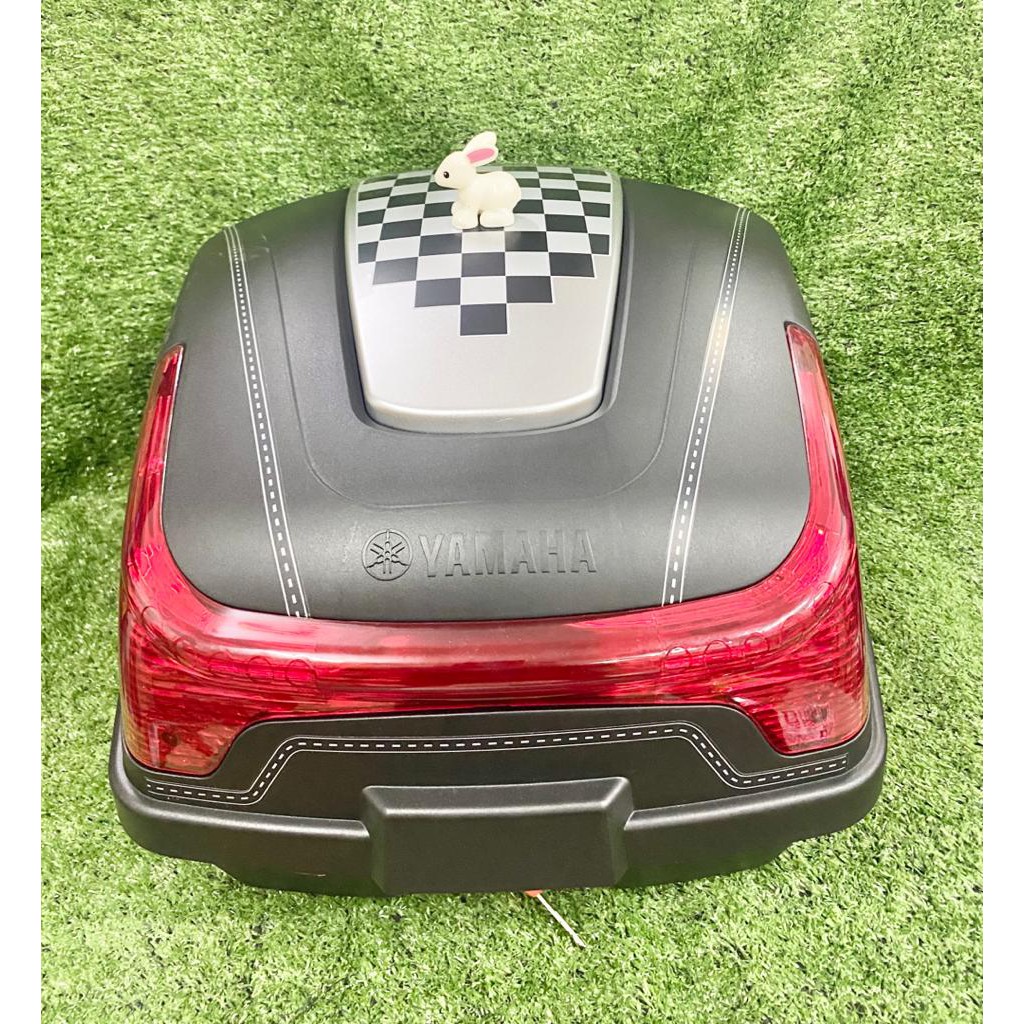 YAMAHA BOX 30L TOP CASE MONOLOCK 100% ORIGINAL YAMAHA | Shopee Malaysia