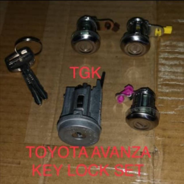TOYOTA AVANZA STARTER KEY WITH DOOR KEY LOCK SET (FULL SET) | Shopee ...
