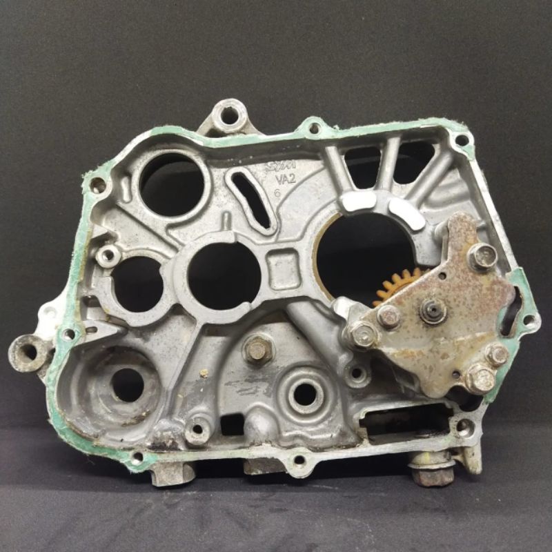 Casing sym original+oil pump (used) | Shopee Malaysia