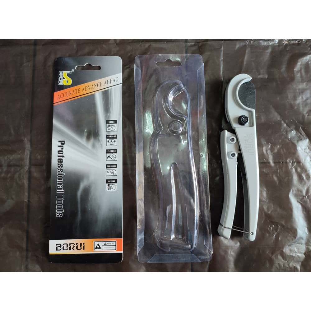 HEAVY DUTY PVC PIPE CUTTER/ GUNTING PEMOTONG PAIP PVC / POLY CUTTER ...