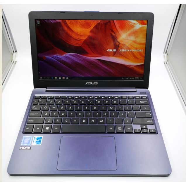 [USED] Asus Vivobook E203N, Slim and Light Design, Celeron N3350, SSD ...