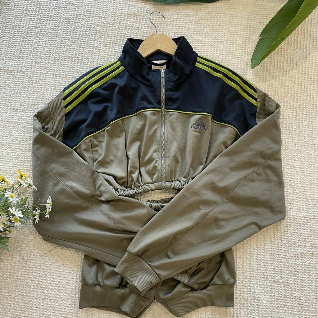 Reworked Adidas Set (size S) | Shopee Malaysia