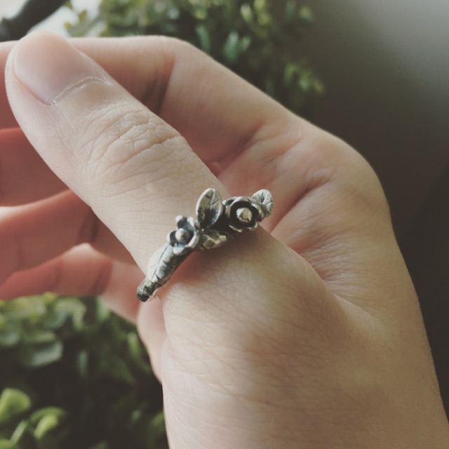 Twiddle Your Thumbs, Online Shop | Shopee Malaysia