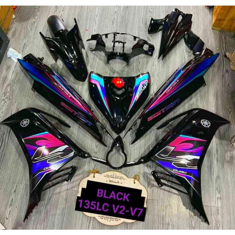 COVERSET LC 135 V2,V3,V4,V5,V6,V7 HITAM KILAT | Shopee Malaysia