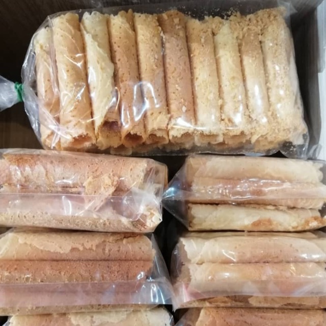Kuih Kapit Gulung is rated the best in 02/2024 - BeeCost
