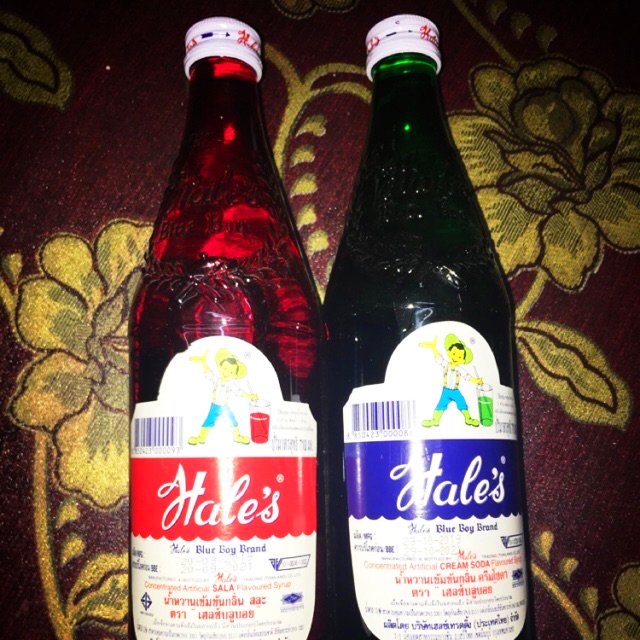 Air Sirap Merah Dan Hijau jenama Hales Blue Boy Brand Made In Thai ...