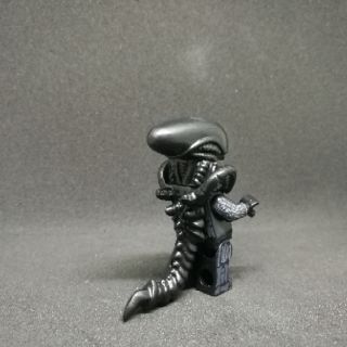 ALIEN Xenomorph Minifigure (Lego Compatible) | Shopee Malaysia