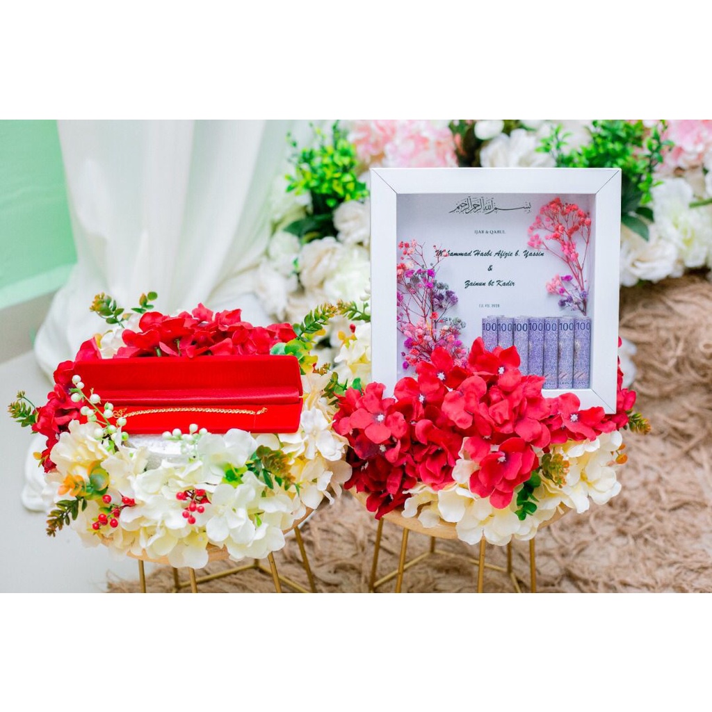 GUBAHAN FRAME KAYU MAS KAHWIN , FRAME DUIT HANTARAN / FLOWER FRAME FOR ...