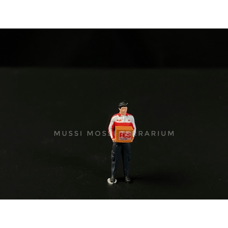 Poslaju postman diecast diorama human figurine scale 1:64 | Shopee Malaysia