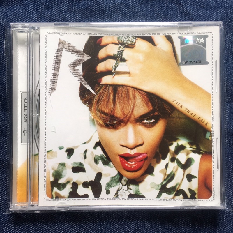 Rihanna - Talk That Talk CD (Asia Edition) | Shopee Malaysia
