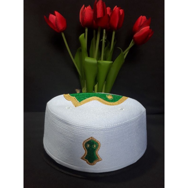HOT ITEM KOPIAH LOGO CAPAL NABI HITAM & PUTIH | Shopee Malaysia