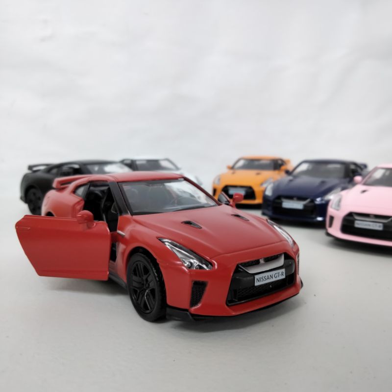 nissan skyline gtr r35 nismo r35 scale 1:36 die cast car model | Shopee ...