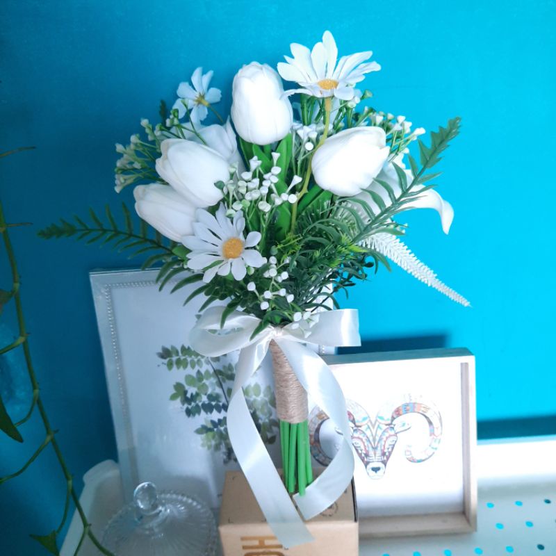 Ready Stock Bunga Tangan Pengantin Murah| Baby breath tulip calla lily ...