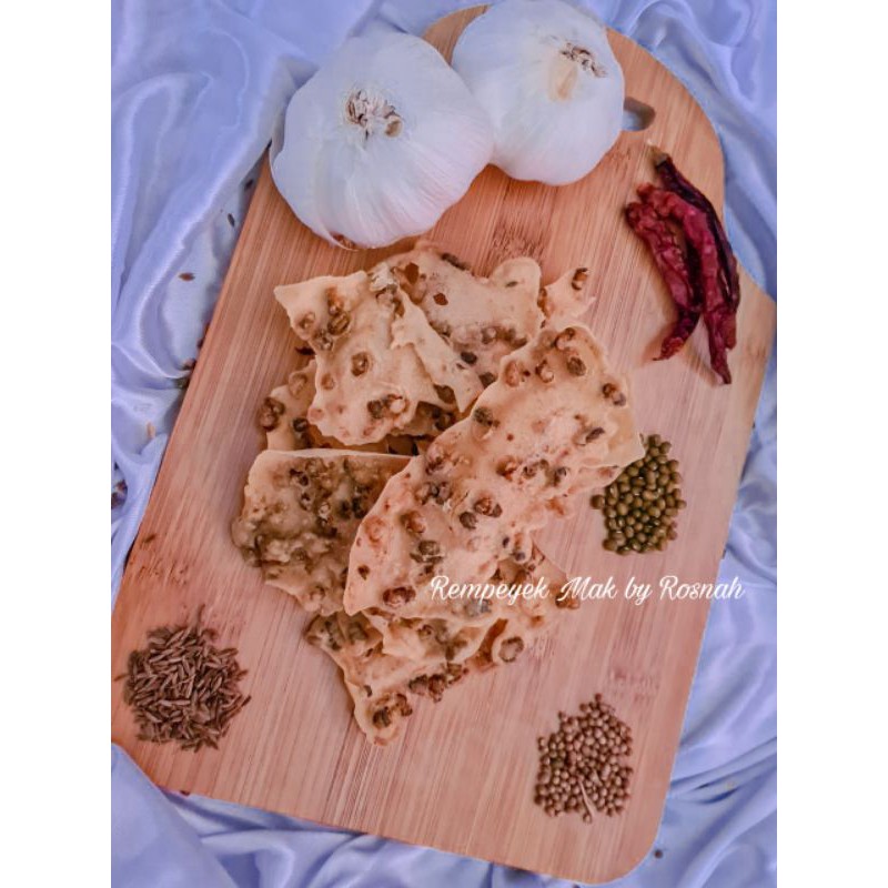 Rempeyek Kacang Hijau/Tumpi 200gram/500gram ️ | Shopee Malaysia