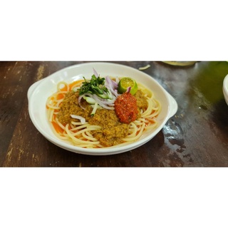 KUAH LAKSA JOHOR READY TO EAT. FROZEN. FREE SAMBAL BELACAN. TAK PERLU ...