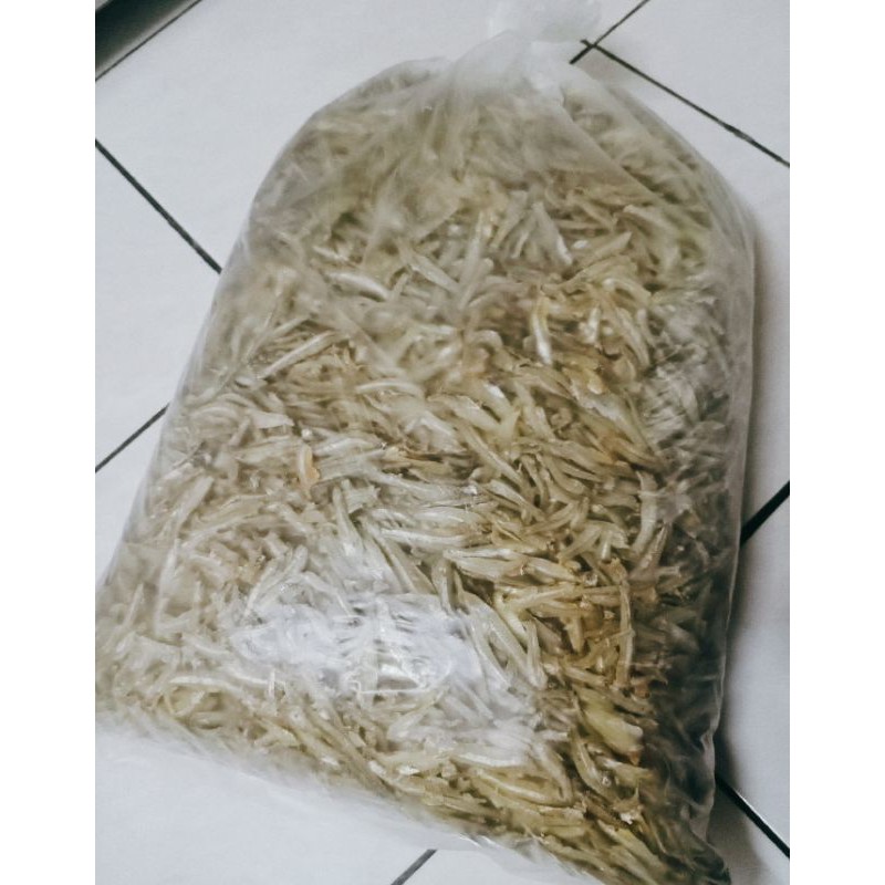 ikan bilis sabah gred(A) | Shopee Malaysia