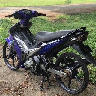 YAMAHA LC135 V1 BODY COVER SET BIRU HITAM WITH STICKER #1 (HLD) MADE IN ...