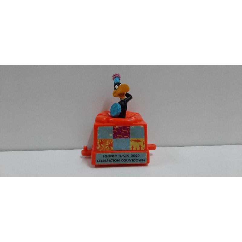 Mainan Toy KFC Looney Tunes 2000 Celebration Countdown | Shopee Malaysia