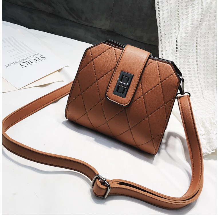Switchlock Handbag (Brown) | Shopee Malaysia