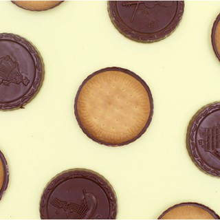 [LOTTE] KOREA Binch Chocolate Cake Cookie Premium Biscuit | Shopee Malaysia