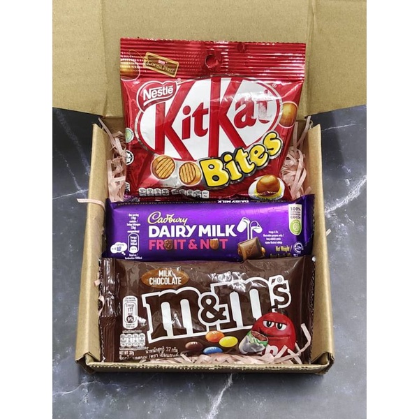 Coklat Gift Box Chocolate Hadiah Hari Jadi Anniversary Surprise ...