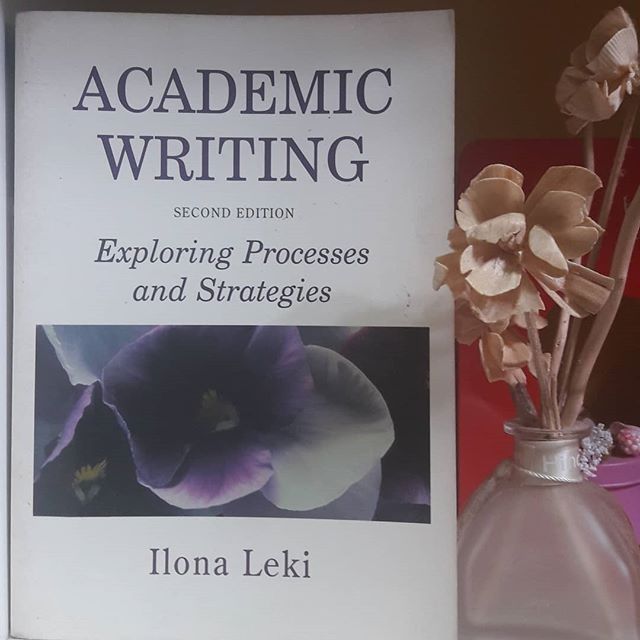 Buku panduan menulis Academic Writing | Shopee Malaysia