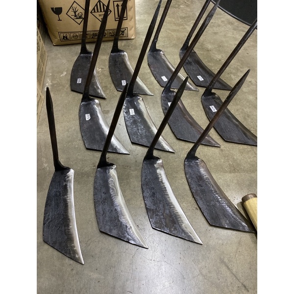 Tajak tajam / Tajak tebal / Keri / Tajak rumput / Pemotong rumpai ...