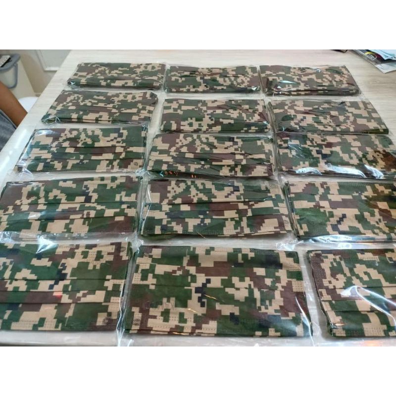 Loreng Digital Face Masks (Earloop) Disposable 3 Layer Digital Army (1 ...