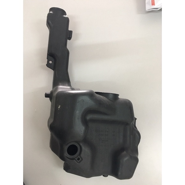 Mercedes W204 W212 Wiper Tank | Shopee Malaysia