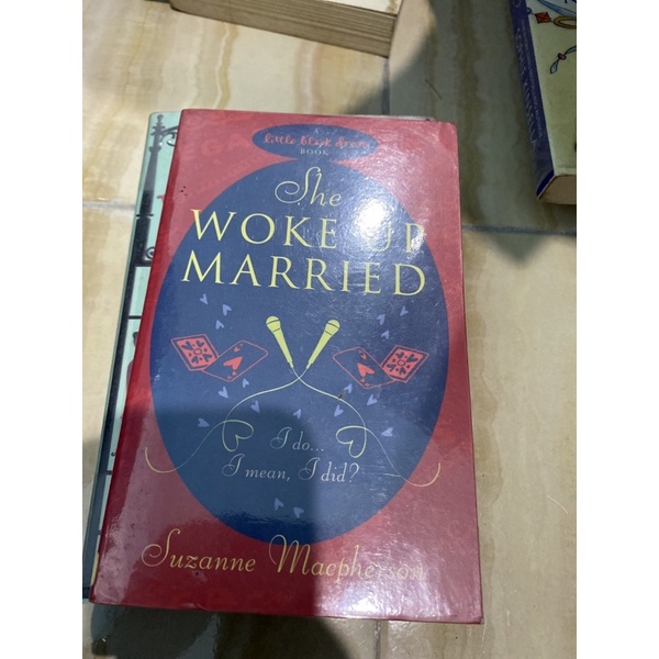 Suzanne Macpherson - She Woke Up Married | Shopee Malaysia