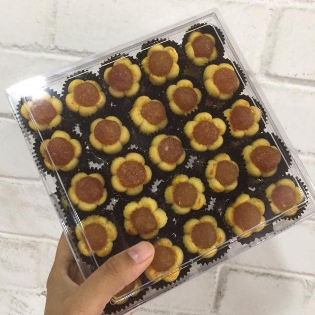 KUIH TART BUNGA NENAS NANAS TART CUBE NENAS HOMEMADE BISKUT RAYA ...