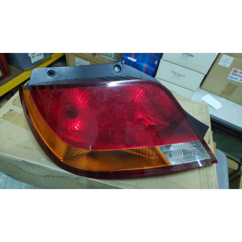 PROTON SAVVY RLH TAIL LAMP | Shopee Malaysia