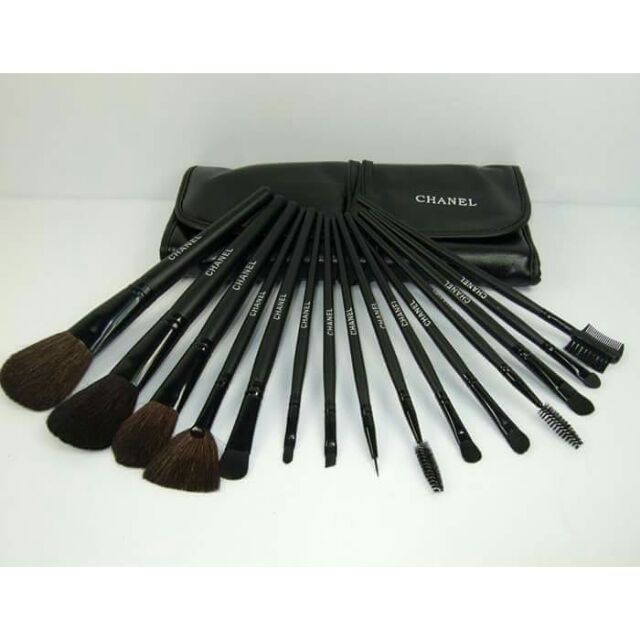 Set Of Chanel Makeup Brushes | Saubhaya Makeup