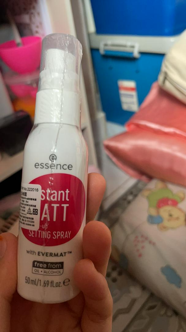Essence Makeup Setting Spray Review | Saubhaya Makeup