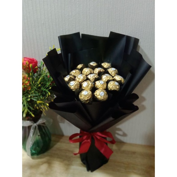 Beautiful Ferrero Rocher T18 Chocolate Bouquet | Shopee Malaysia