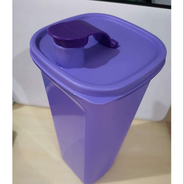 Tupperware 2L Fridge Water Bottle | Shopee Malaysia