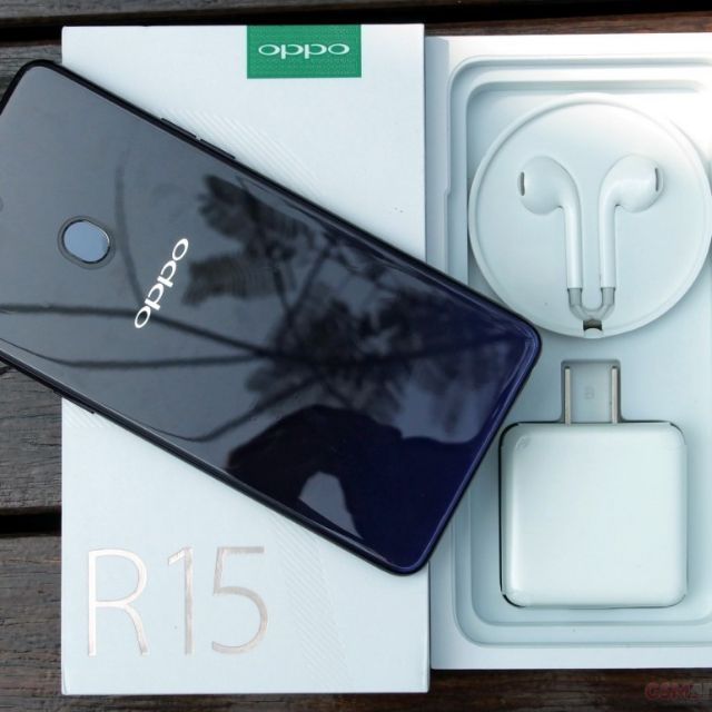 Oppo R15 Price in Malaysia & Specs - RM399 | TechNave