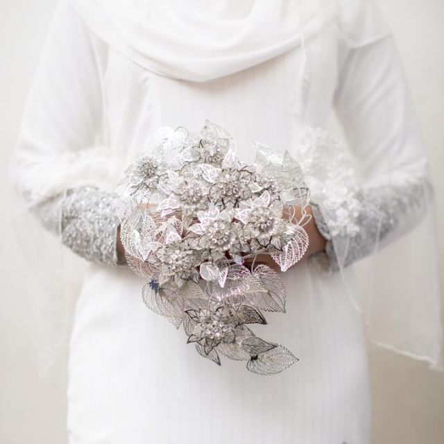Tempah Khas Bunga Tangan Besi Classic / Custom Made Hand Bouquet Steel ...