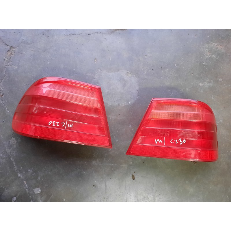 Mercedes Benz W210 Tail Light Lamp Lampu Belakang | Shopee Malaysia
