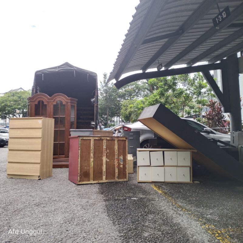 Khidmat Lori Lupus Perabot Lama, Buang Sampah Kering, Kosongkan Premis ...