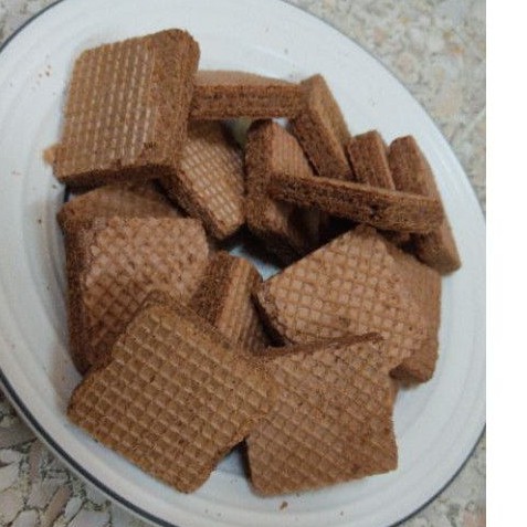 biskut wafer chocolate 4 segi / biskut tin timbang 500g | Shopee Malaysia